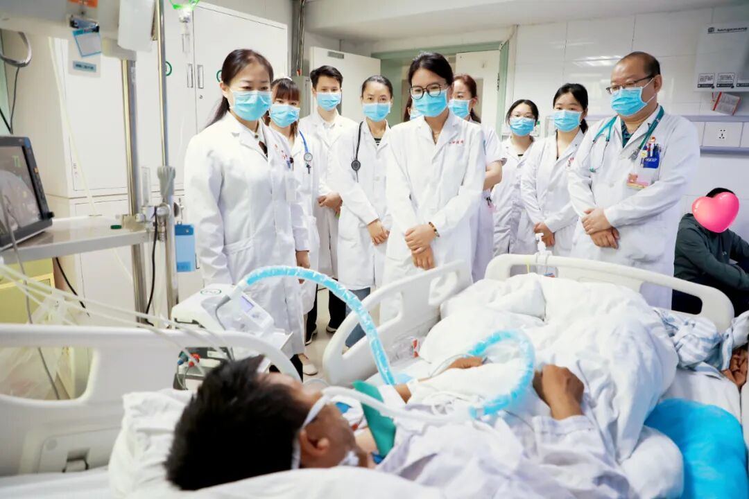 南疆首例全肺灌洗术，助力肺泡蛋白沉积症患者摆脱1万毫升的“牛奶肺”_浙江援疆网